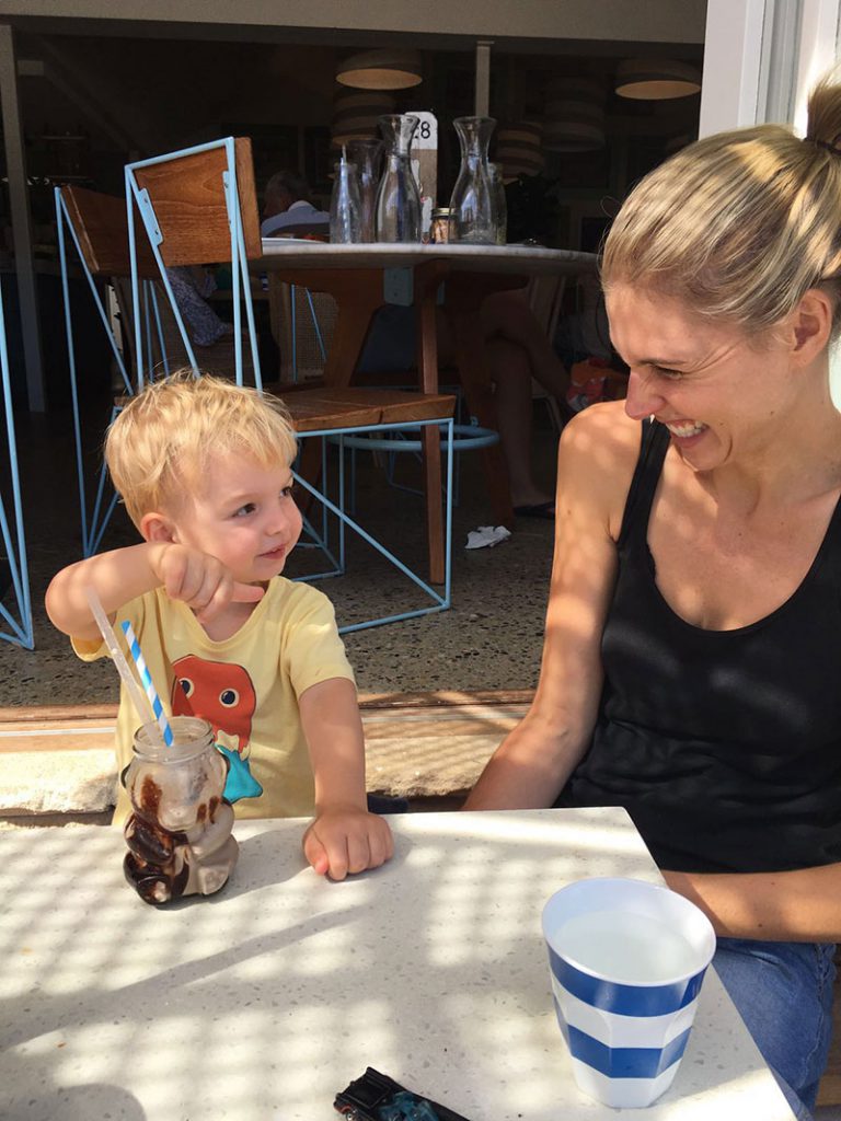 Amelia Adams - Ch 9 News Presenter, Media Personality, Mum - QueenHood